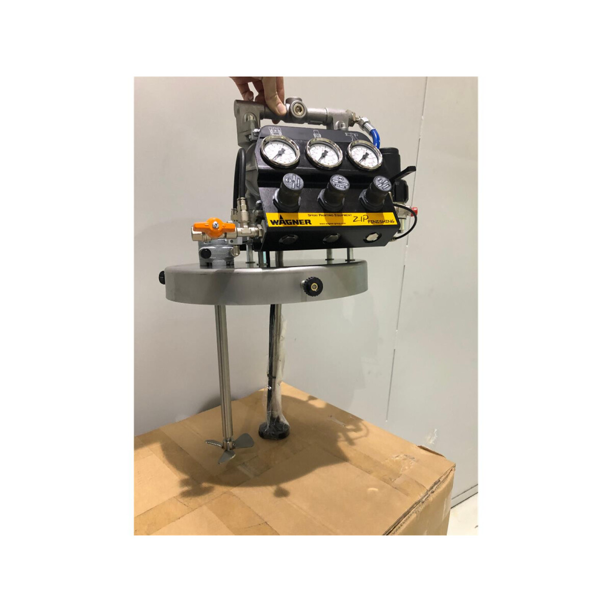 Wagner ZIP 52 Alu with pneumatic agitator on lid